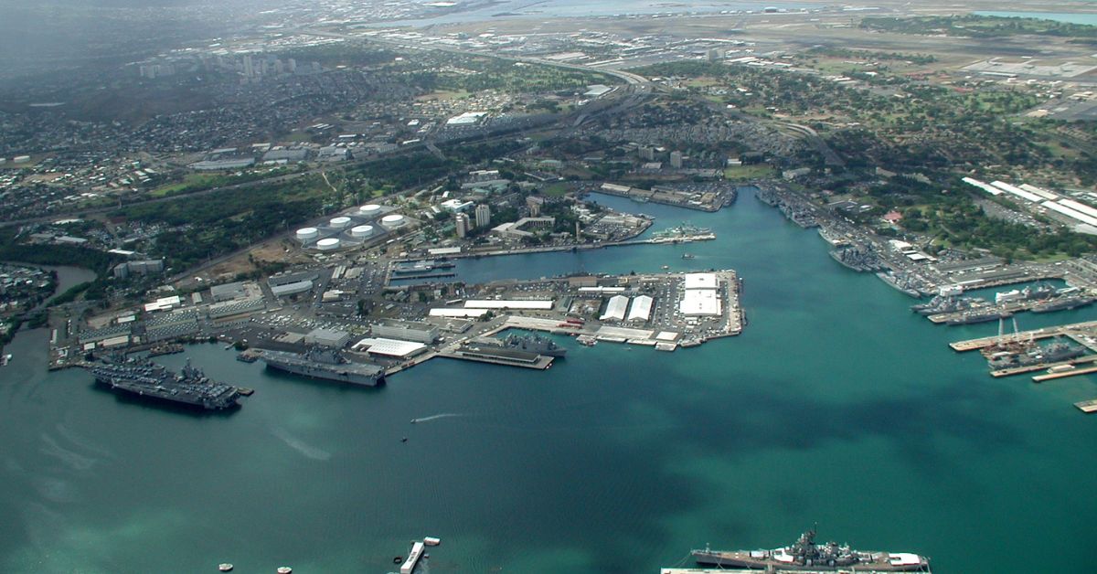 10 Major U.S Navy Bases Around The World